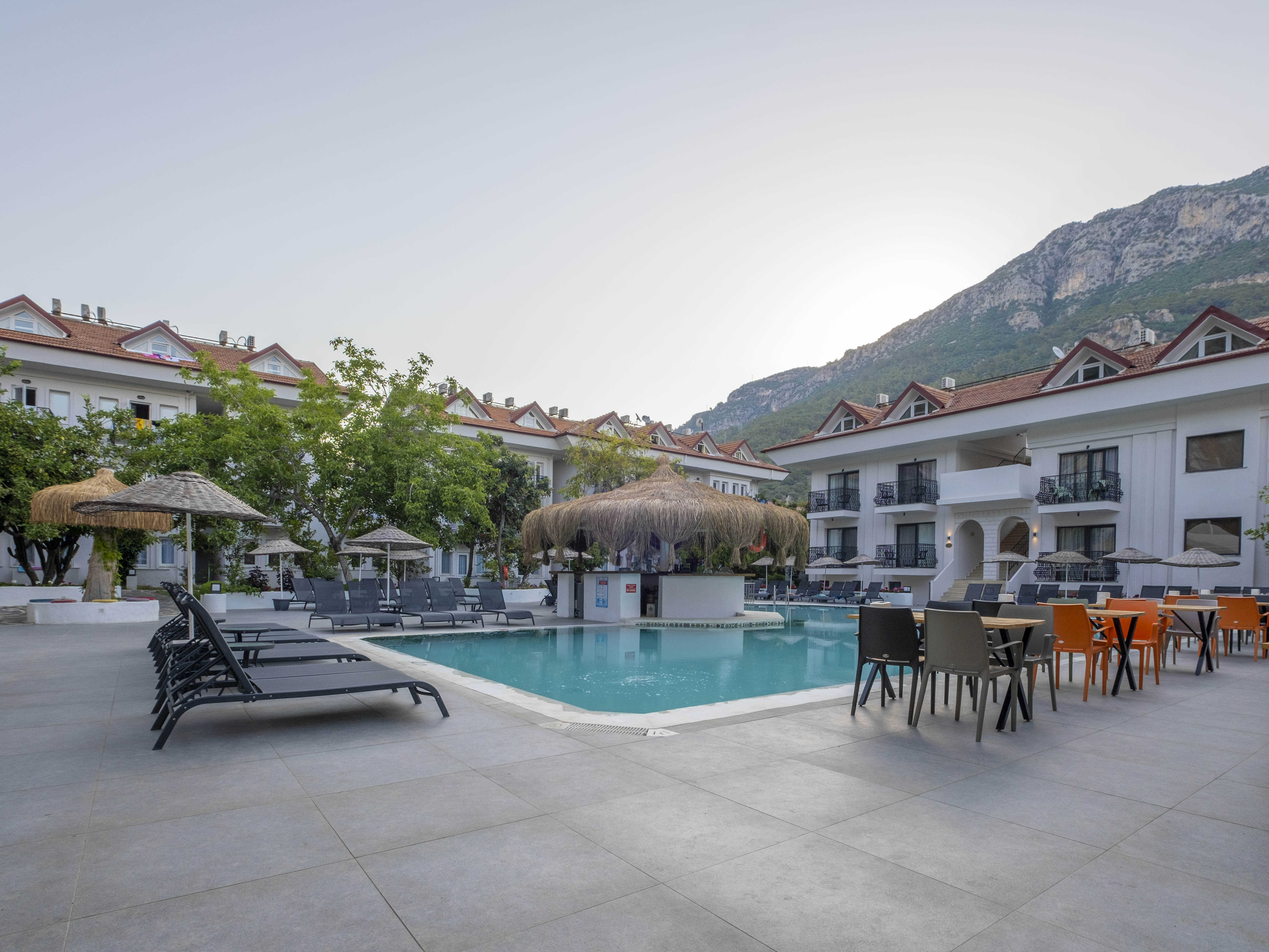 Akdeniz Beach Hotel ÖlüdenizRezervasyon