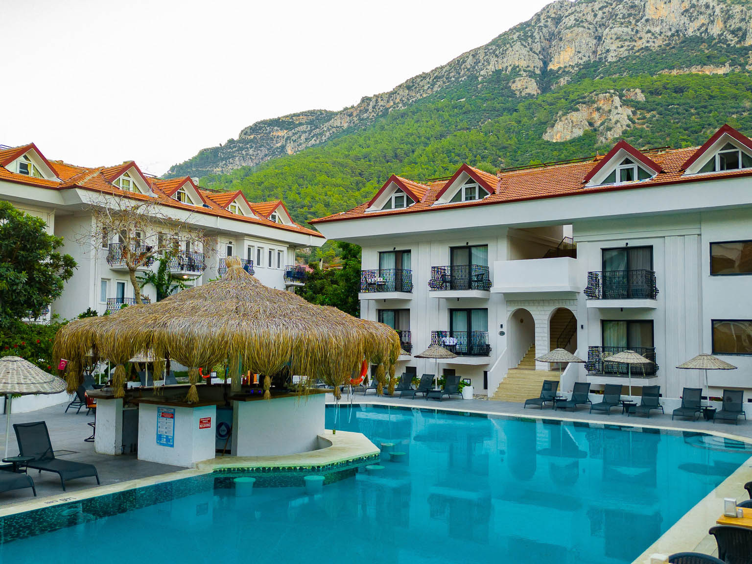 Akdeniz Beach Hotel ÖlüdenizRezervasyon