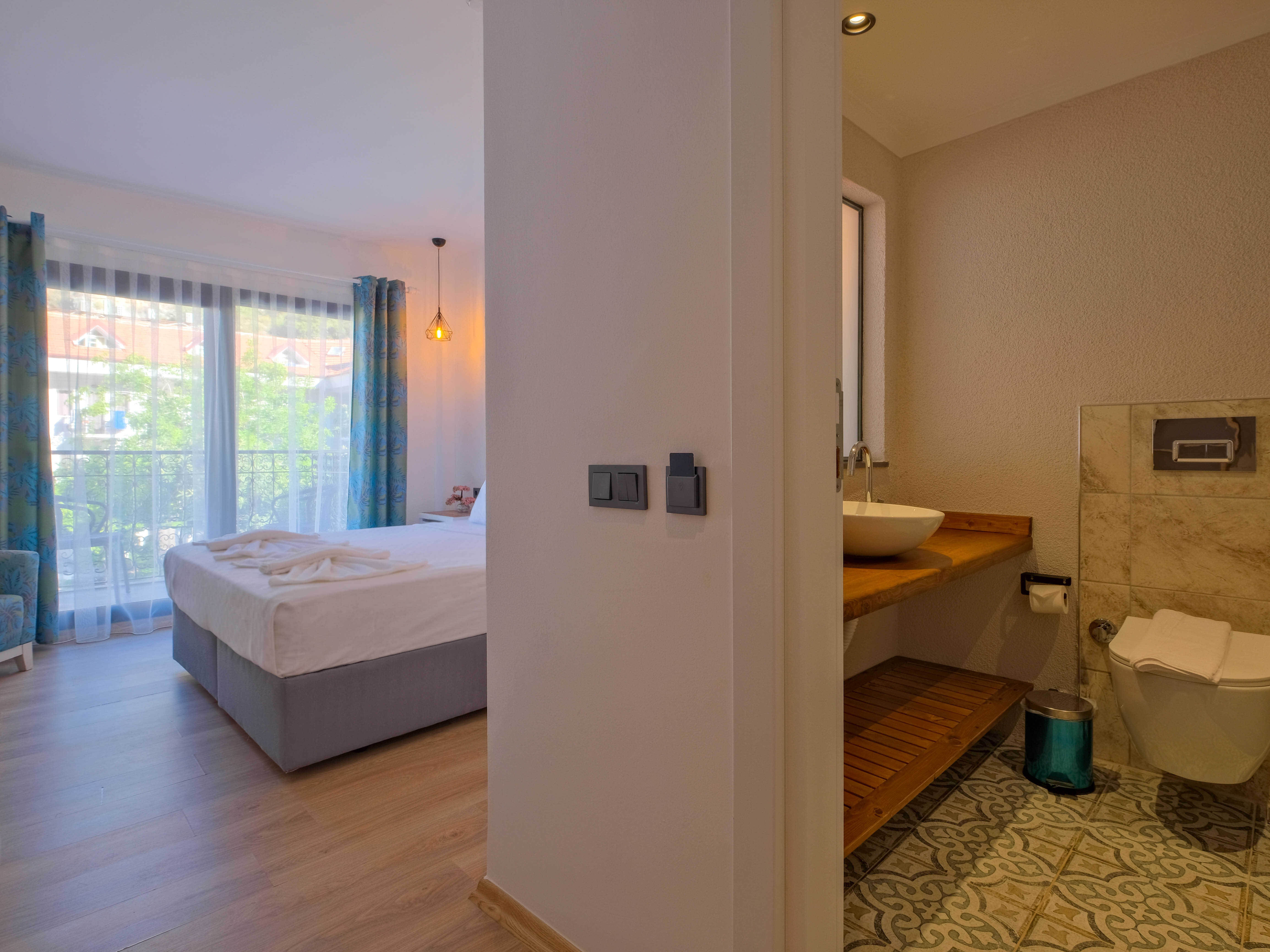 Akdeniz Beach Hotel ÖlüdenizRezervasyon
