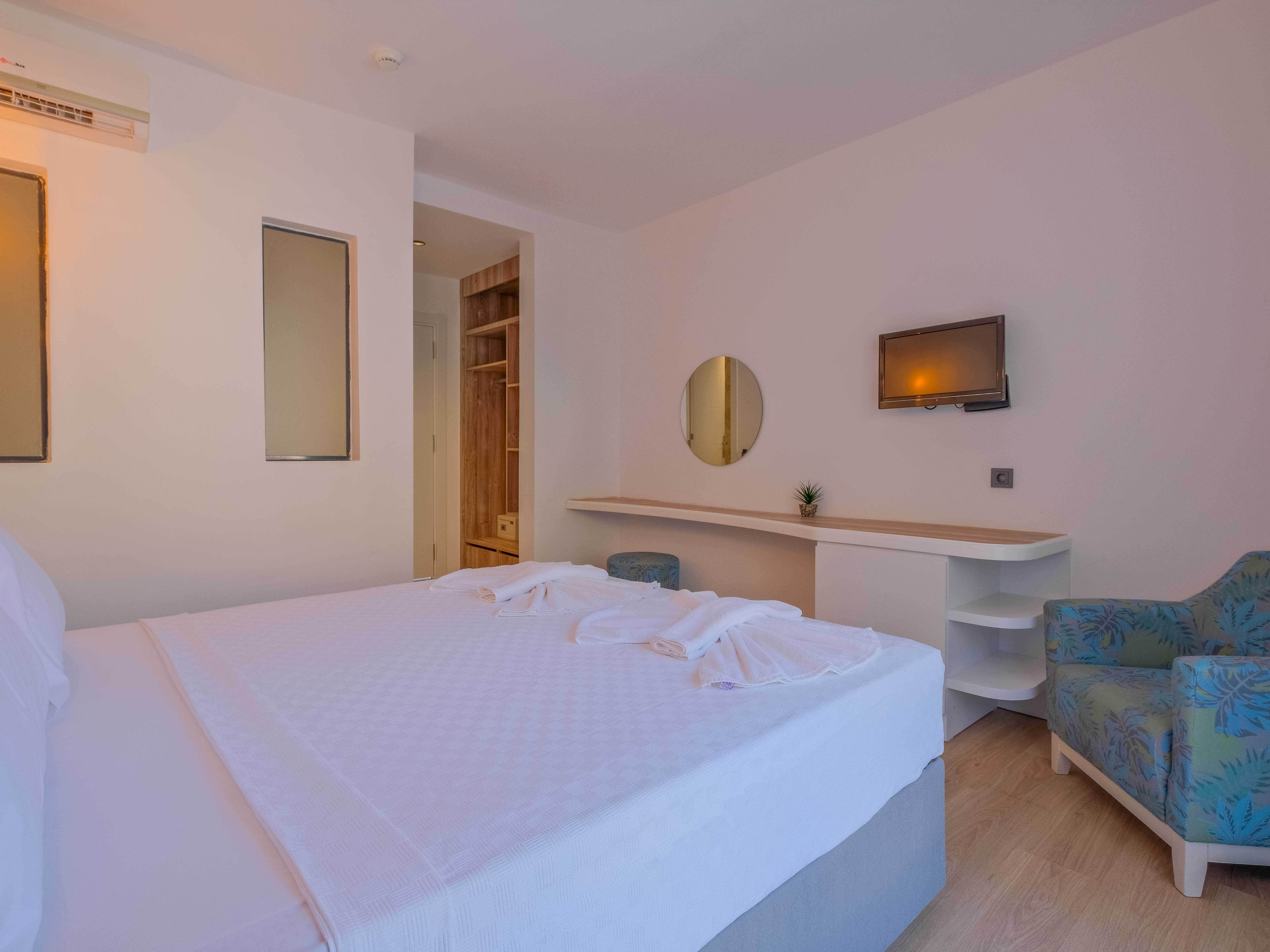 Akdeniz Beach Hotel ÖlüdenizRezervasyon